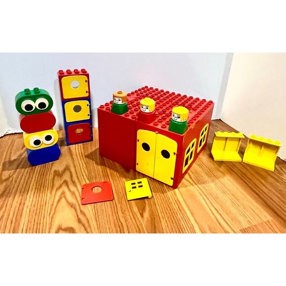 Lego | Toys | Lego Duplo Vintage 979 12x12 Building Windows And More ...